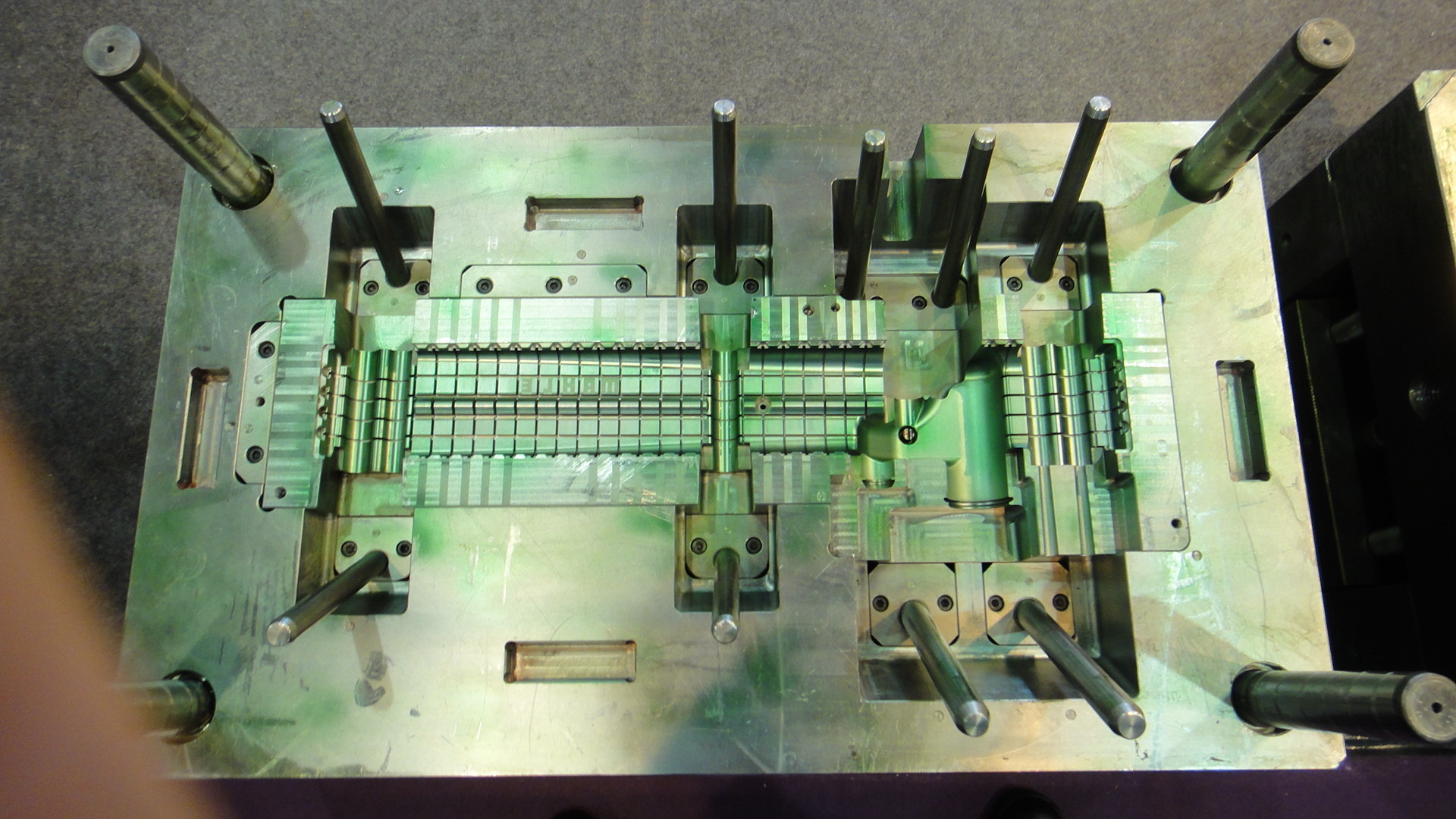 custom plastic injection mould factory ODM and OEM service,sub ...